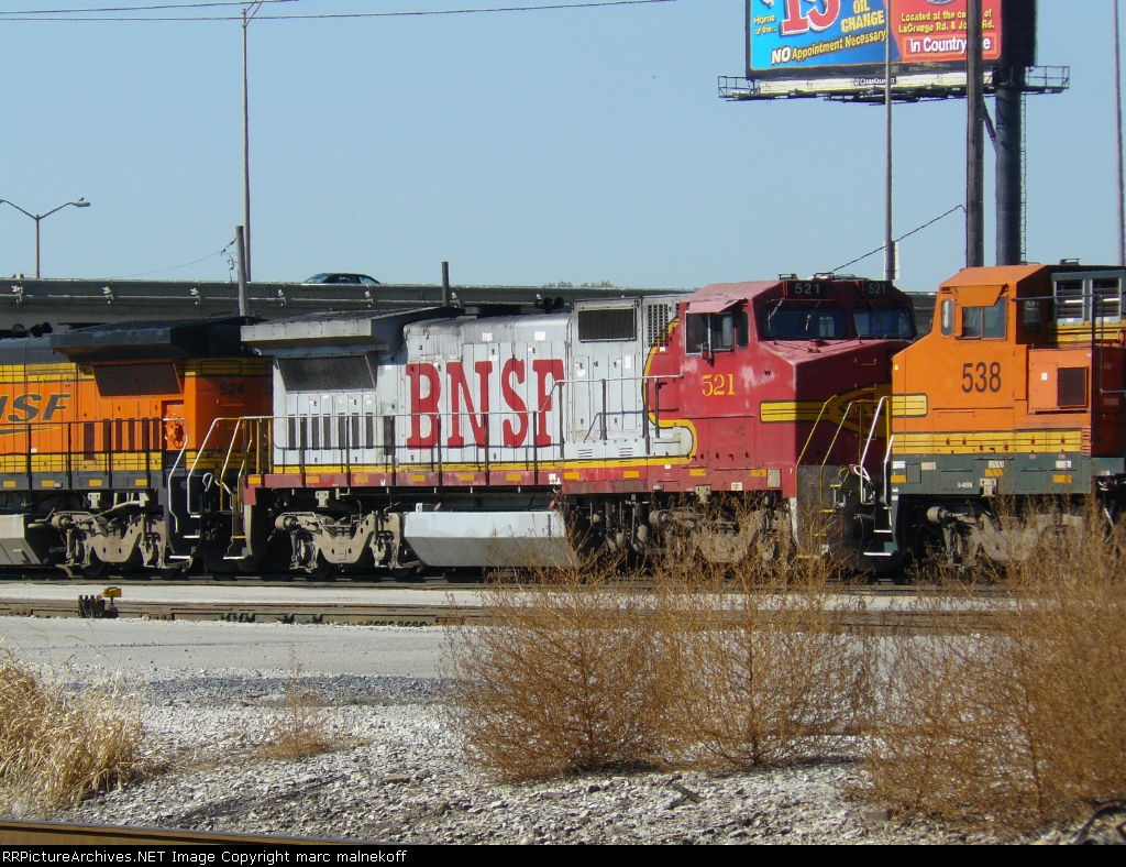 BNSF 521
